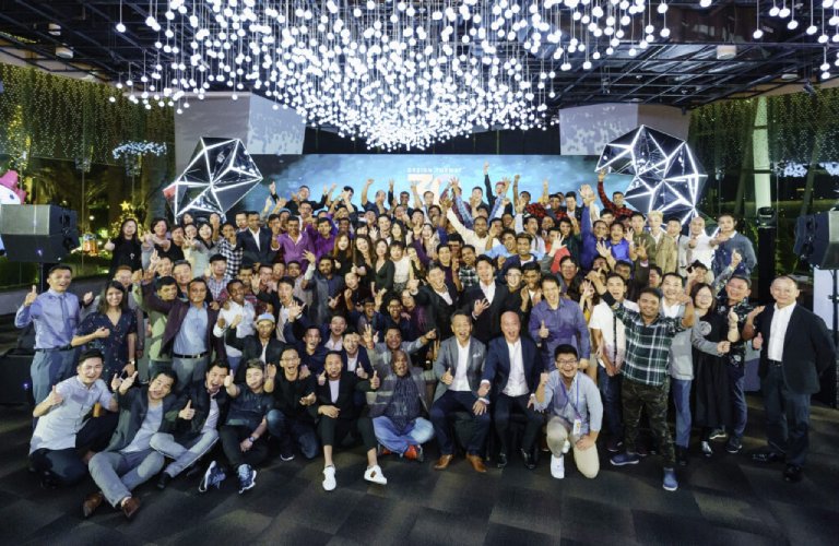 Dezign Format - Hakka Chong's Association